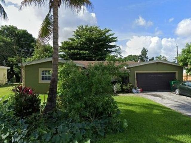 Alcazar Dr, Miramar, FL 33023