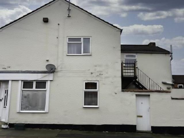 Alcombe Terrace, The Mounts NN1, 2 bed flat to rent, £725 pcm | PrimeLocation