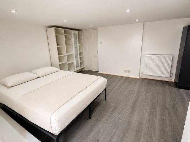 Alconbury Road, Clapton E5, Studio to rent, £1,450 pcm | PrimeLocation
