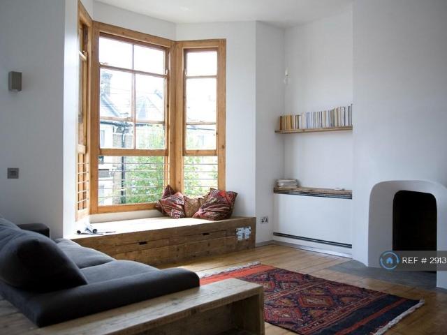 Alconbury Road, London, E5 3 bed flat to rent £4,200 pcm £969 pw