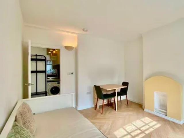 Aldwych Buildings, Parker Street, London, WC2B 5PH, United Kingdom | 1 bed apartment for rent #166420451 | Rentberry
