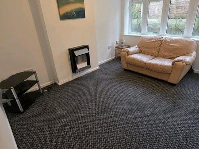 Aldborough Close, Manchester, M20 1 bed flat to rent £1,195 pcm £276 pw