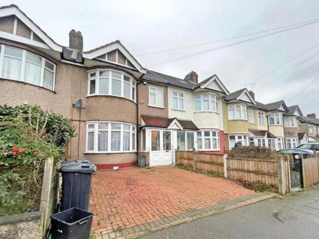 Aldborough Road South, Ilford, 4 Bedroom Terraced