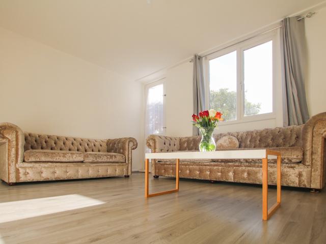 Aldbourne Road,, W12