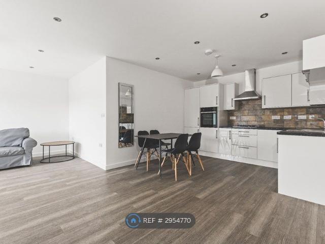 Aldeburgh St, London SE10, 3 bed flat to rent, £2,295 pcm | PrimeLocation