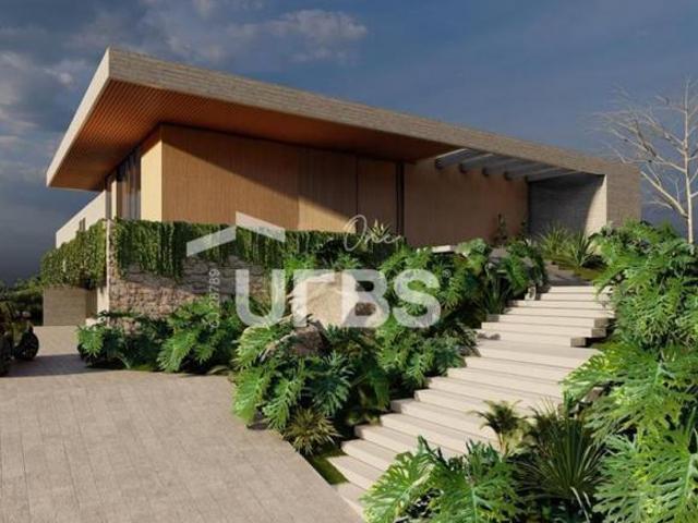 Aldeia do Vale: Exclusiva Casa de Condomínio com Vista para a Mata e Automação Completa!