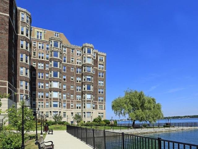 Alden Towers 2 Bedroom Apartment for Rent at 8100 E Jefferson Ave, Detroit, MI 48214