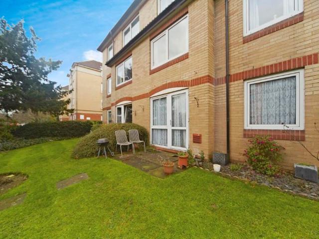 Alden Court, Croydon CR0, 1 bed property to rent, £1,300 pcm | PrimeLocation