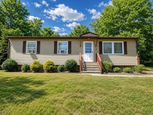 Alder Ter, Wantage Township, Home For Sale