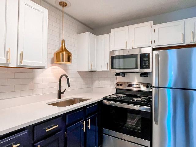 Alder Terrace 1 Bedroom Apartment for Rent at 2426 E Main St, Murfreesboro, TN 37127