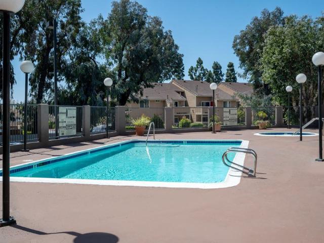 Alder Court Apartments 2 Bedroom Apartment for Rent at 225 South Newhope Street, Santa Ana, CA 92704 West Side