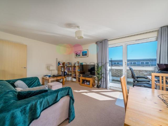 Alder Court Cline Road, Bounds Green 1 bed flat to rent £1,600 pcm £369 pw
