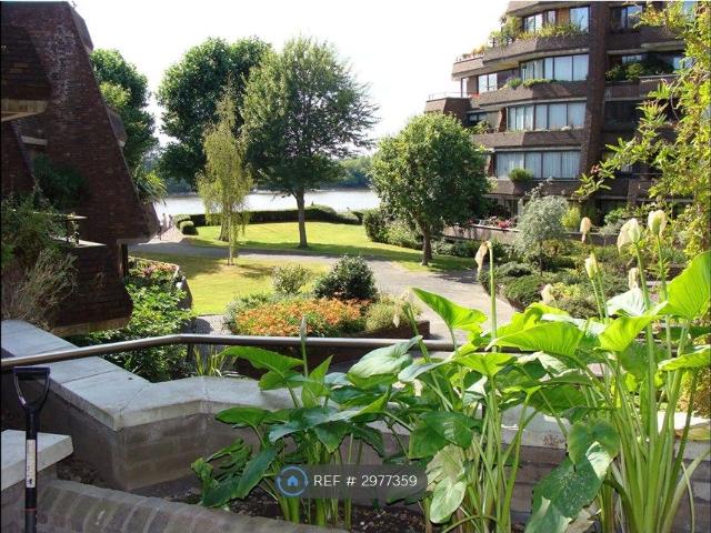 Alder Lodge, London SW6, 2 bed flat to rent, £3,100 pcm | PrimeLocation