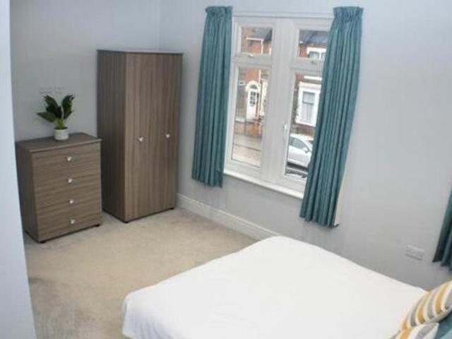 Aldermans Drive, 1 Bedroom House