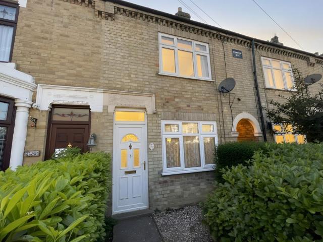 Aldermans Drive, Peterborough PE3, 3 bed terraced house to rent, £900 pcm | PrimeLocation