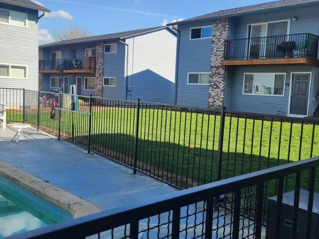 #765 ALDERBROOK APARTMENTS 2 Bedroom Apartment for Rent at 13070 Sw Ash Ave, Tigard, OR 97223 Tigard Neighborhood Area 6
