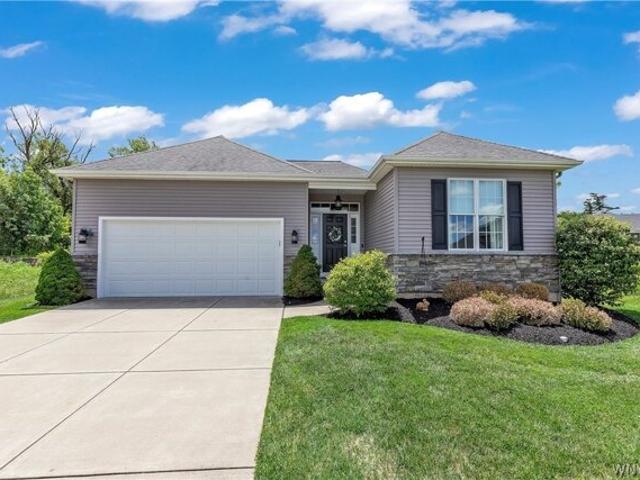 Alderbrook Ln, Clarence, Home For Sale