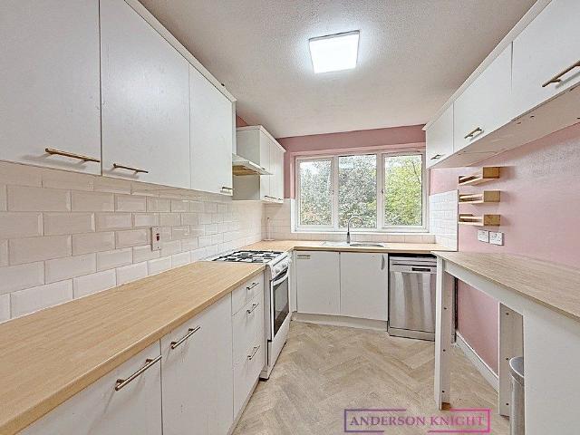 Aldergrove Gardens, Hounslow West TW3, 2 bed flat to rent, £1,750 pcm | PrimeLocation