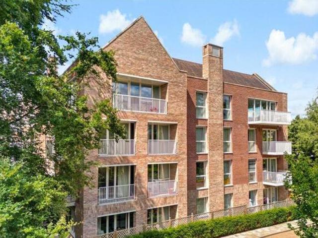 Alderley Road, Wilmslow, 2 Bedroom Apartment