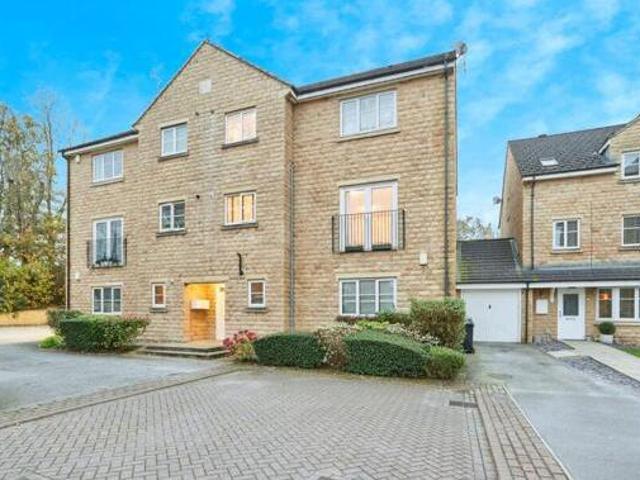 Aldersyde Road, Guiseley, 2 Bedroom Flat