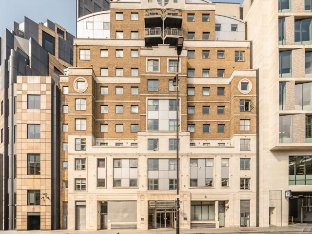 Aldersgate Street, City Of London EC1A, 2 bed flat to rent, £3,900 pcm | PrimeLocation