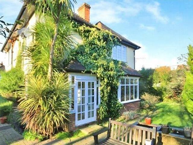 Aldershot Road, Guildford, 1 Bedroom Detached