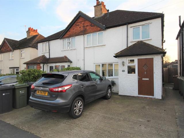 Aldershot Road, Guildford GU2, 3 bed property to rent, £2,250 pcm | PrimeLocation