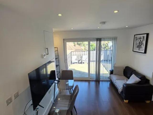 Alderton Way, London, NW4 3XS, United Kingdom | 2 bed apartment for rent #167123950 | Rentberry