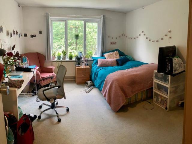 Aldgate East, E1, Lovely 5 Bedroom Town House