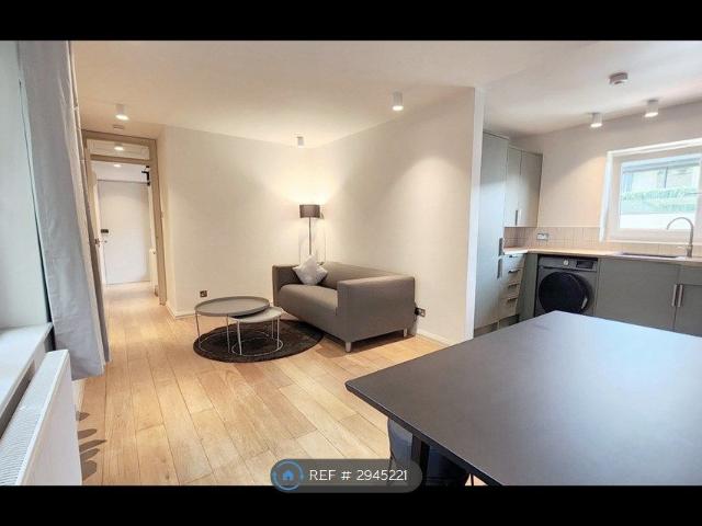Aldous Court, Kingston Upon Thames KT2, 1 bed flat to rent, £1,750 pcm | PrimeLocation