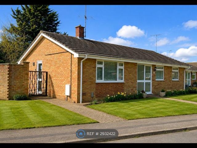 Aldous Close, East Bergholt, Colchester CO7, 3 bed bungalow to rent, £1,595 pcm | PrimeLocation