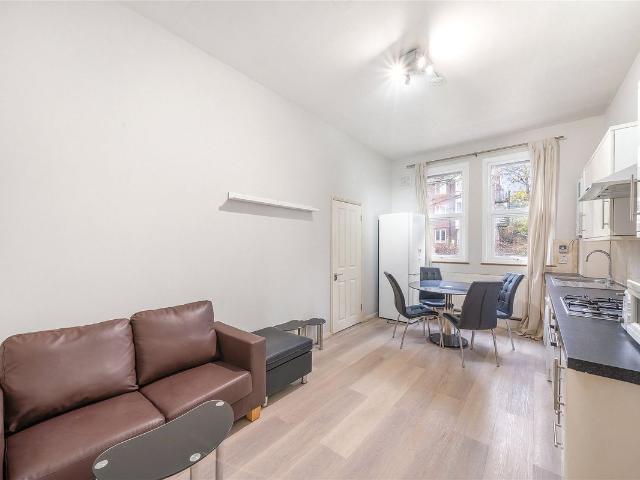 Aldrington Road, London SW16, 1 bed flat to rent, £1,350 pcm | PrimeLocation