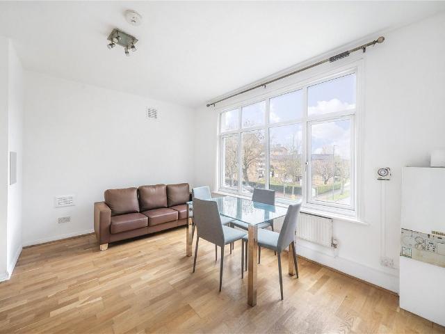 Aldrington Road, London SW16, 1 bed flat to rent, £1,350 pcm | PrimeLocation