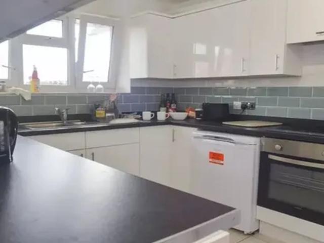 Aldrington Road, London, SW16 1TH, United Kingdom | Room for rent #120233864 | Rentberry
