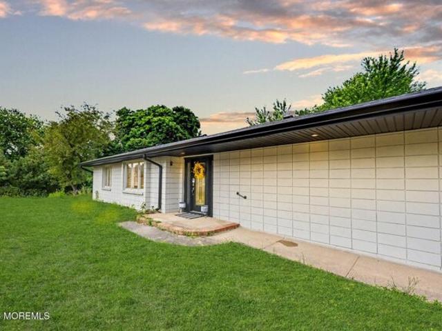 Aldrich Rd, Howell, Home For Sale