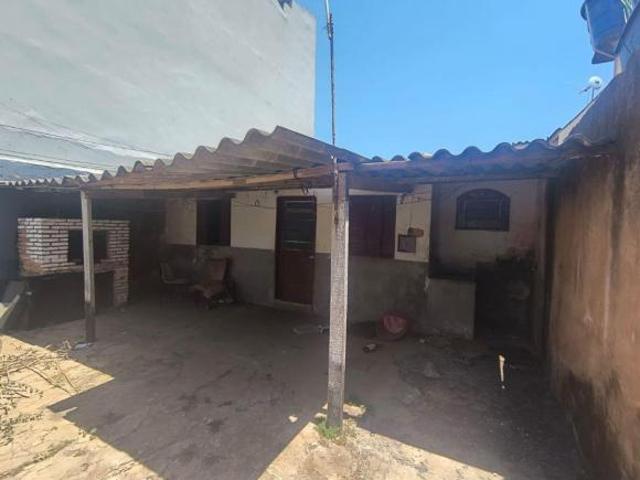 Alex Gama Vende: Lote com Casa na Qr 201 de Santa Maria, Investimento Barato, Oportunidade