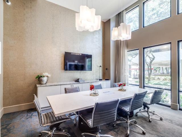 Alexan 5151 1 Bedroom Apartment for Rent at 5151 Hidalgo St, Houston, TX 77056 Great Uptown