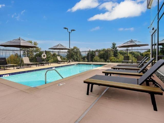 Alexan Gateway 2 Bedroom Apartment for Rent at 23000 Military Rd S, Kent, WA 98032