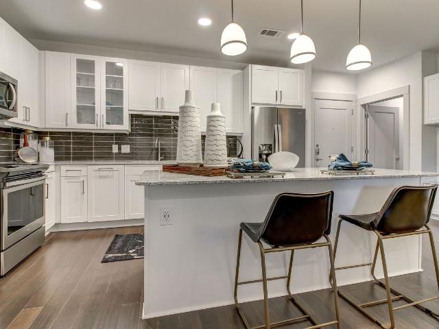 Alexan Lower Greenville 2 Bedroom Apartment for Rent at 5619 Belmont Ave, Dallas, TX 75206 Lower Greenville