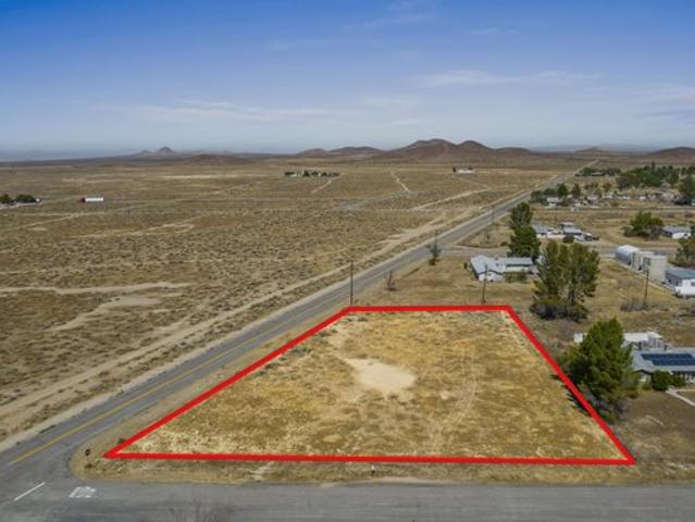 Alexander Ave and Clay Mine Rd, North Edwards, CA 93523