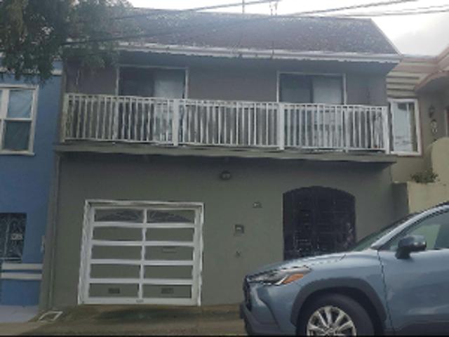 Alexander Ave