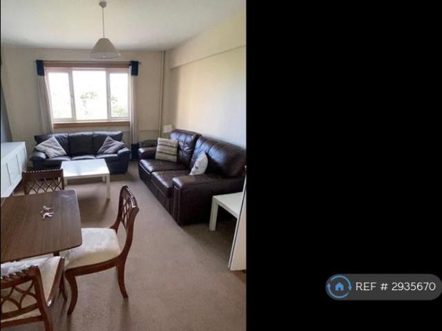 Alexander Drive, Edinburgh, EH11 3 bed flat to rent £2,000 pcm £462 pw
