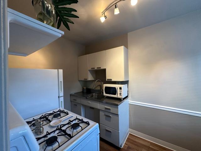 Alexander’s Place at 1625 H ~ Discover Timeless Charm in the Heart of it All!