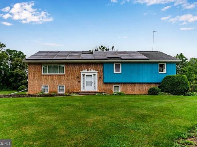 Alexander Spring Rd, Carlisle, Home For Sale