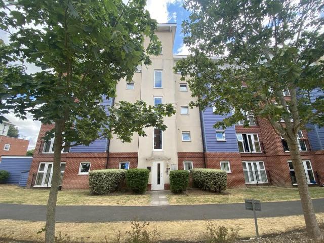 Alexander Square, Eastleigh SO50 1 bed flat to rent £1,000 pcm £231 pw