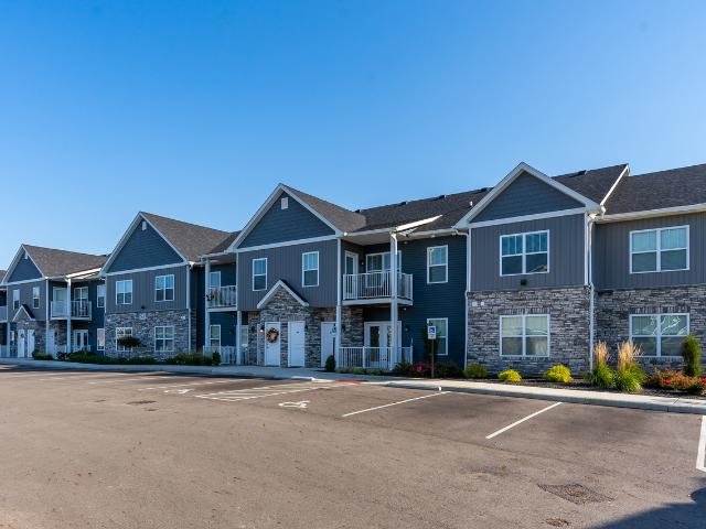 Alexander Pointe 2 Bedroom Apartment for Rent at 535 Willow Pond Blvd, Maineville, OH 45039