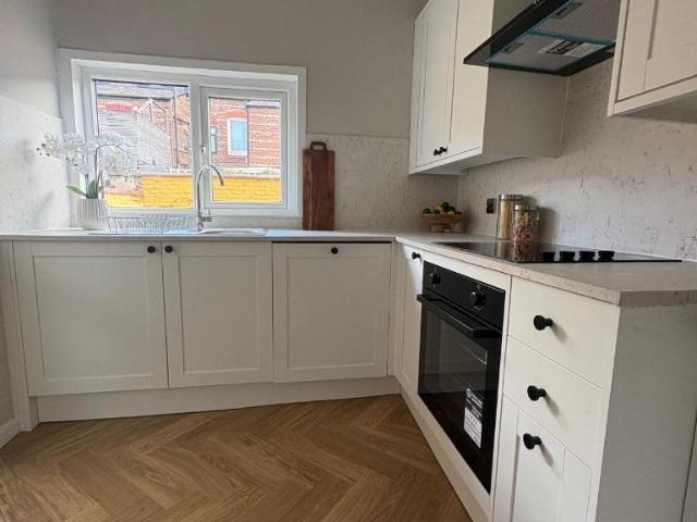 Alexandra Avenue Mosside, Manchester M14 2 bed house to rent £1,550 pcm £358 pw