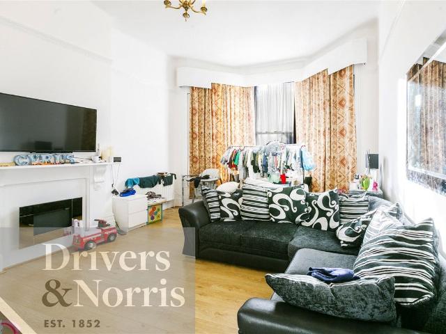 Alexandra Grove, Finchley, London N12, 1 bed flat to rent, £1,300 pcm | PrimeLocation