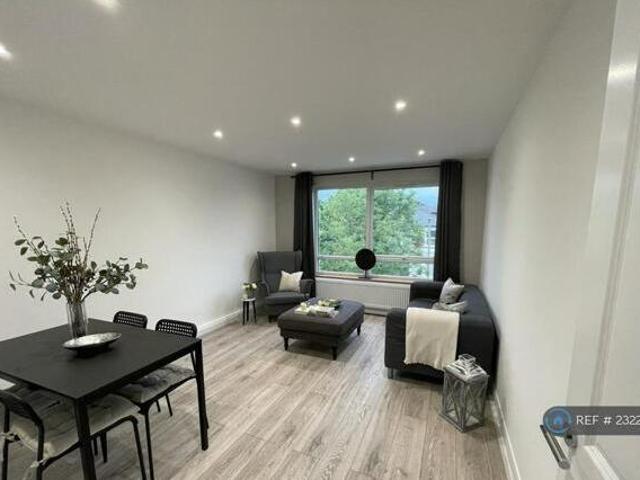 Alexandra Grove, London, 1 Bedroom Flat
