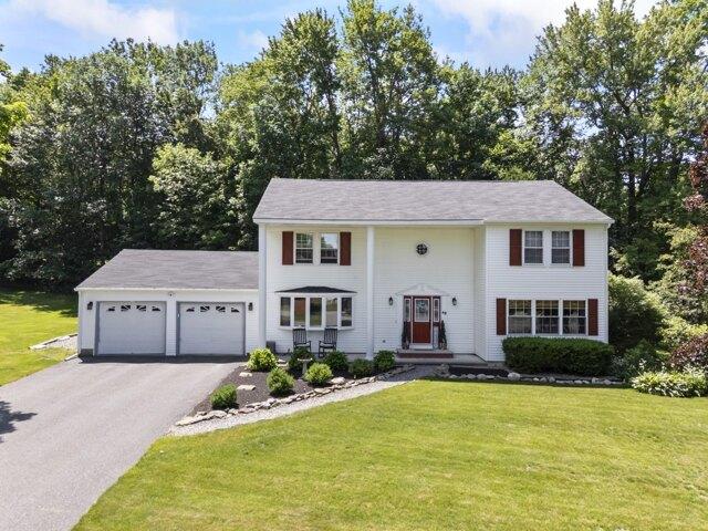 Alexandra Dr, Gardiner, Home For Sale